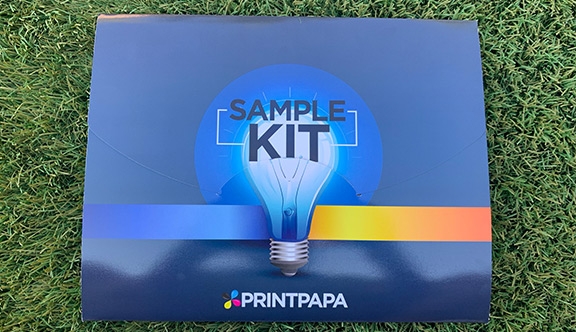 Top-Quality Self-Locking Folder 11.5x9 Printing | PrintPapa